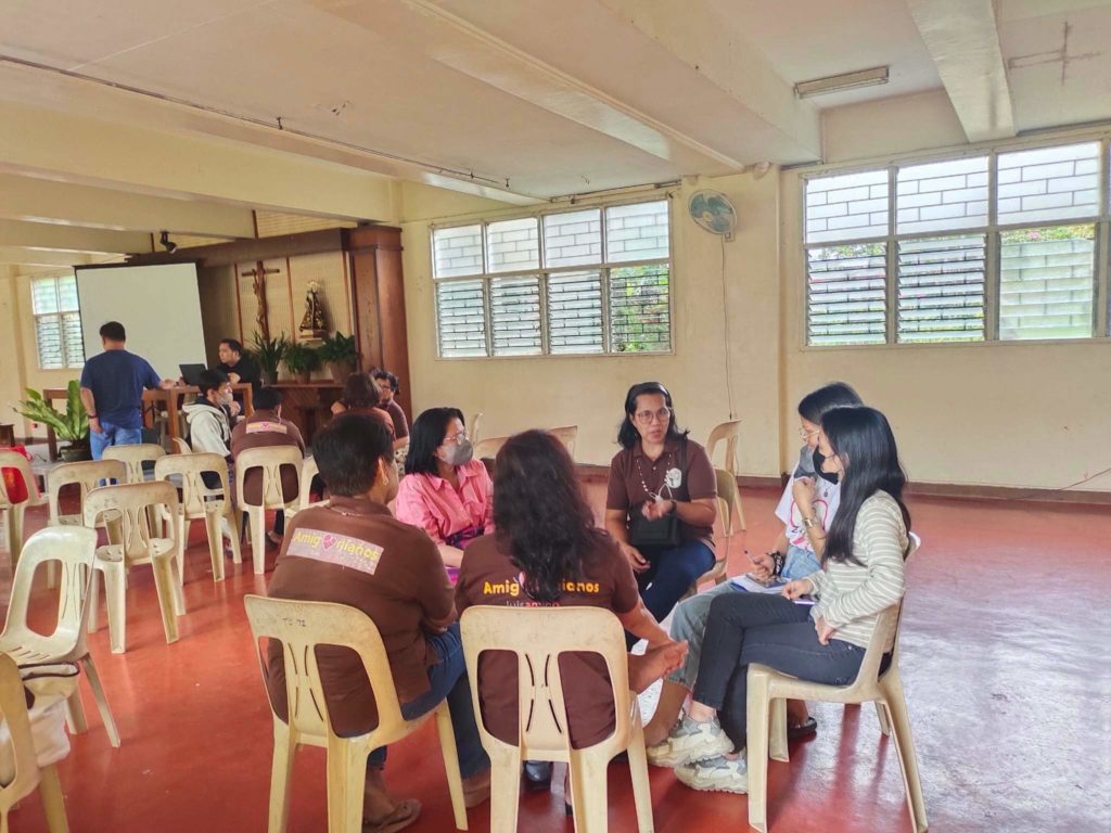 Familia amigoniana filipina en modo sinodal - Religiosos Terciarios ...